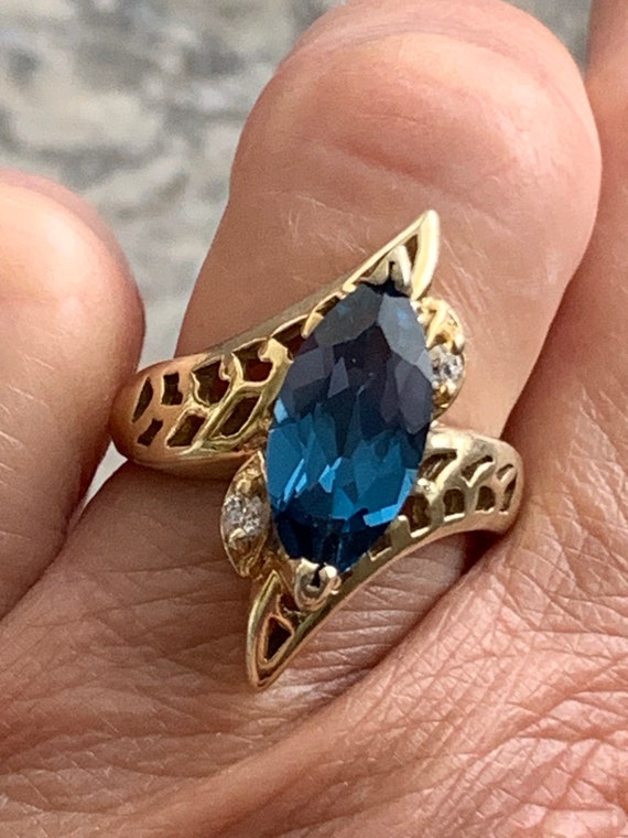 vintage topaz ring - Gem