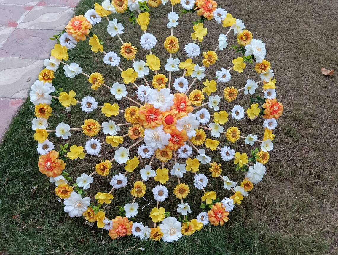 Saumakshi Designs Wedding Floral Umbrella, Floral Parasol, Elegant ...
