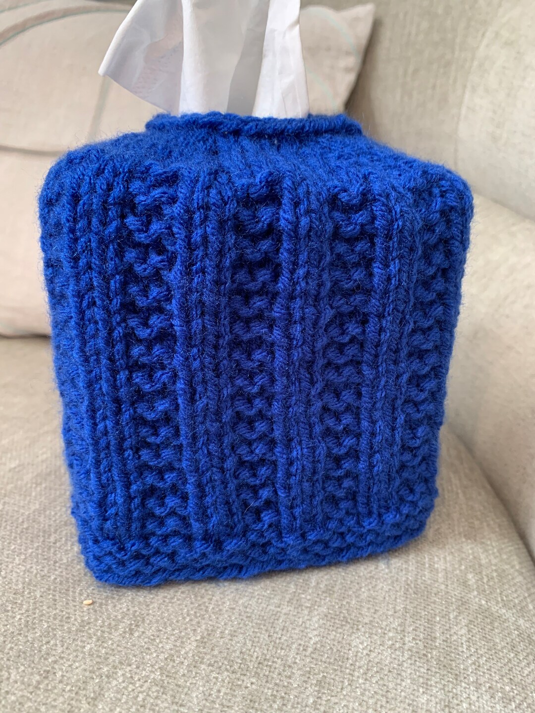 Handknit Blue Off-white Boutique Tissue Box Cover Bedroom Bathroom ...