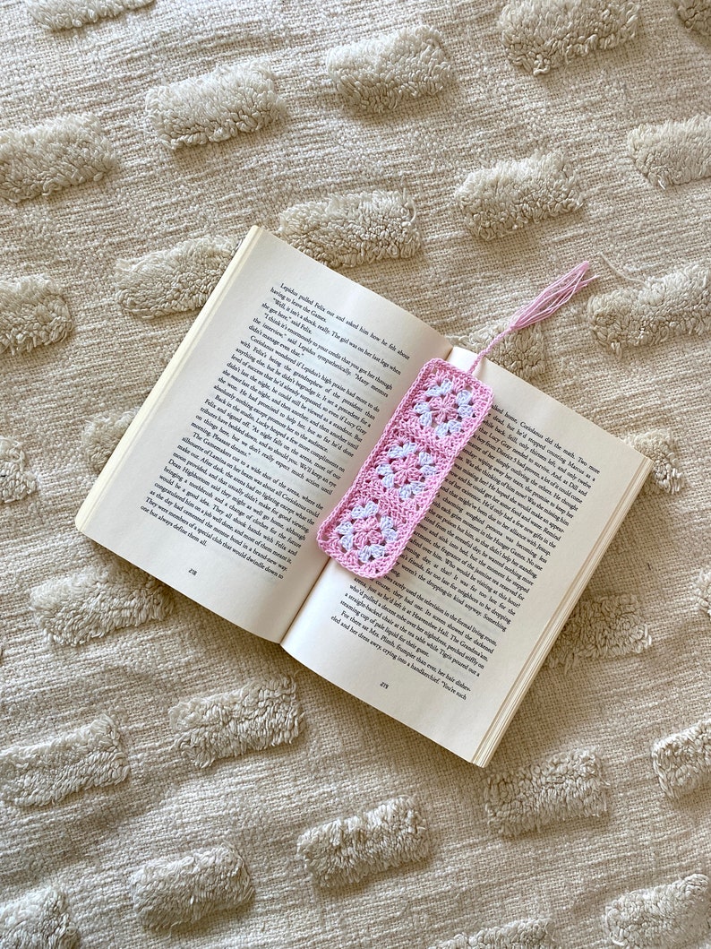 Mini Granny Square Bookmark - Etsy