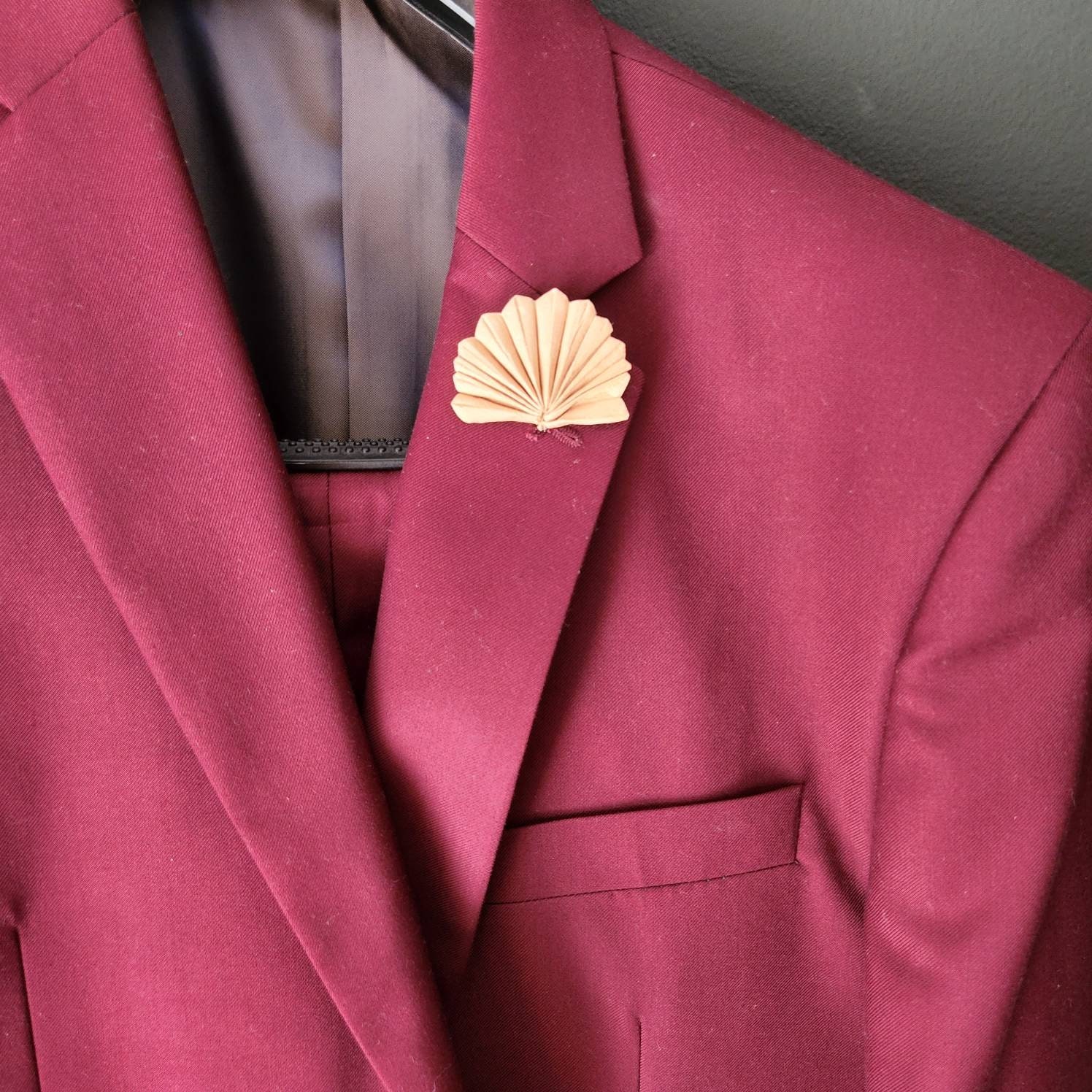 Fan Lapel Pin - Etsy
