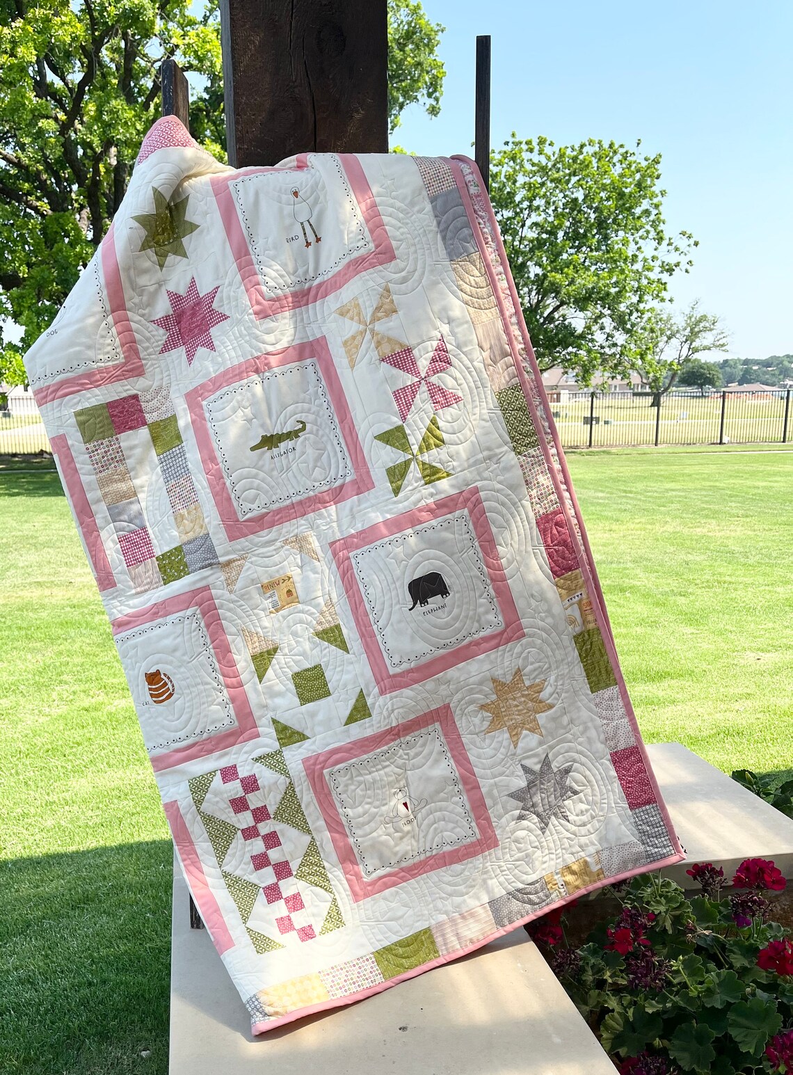 ANIMAL CRACKERS in a Box Pastel Moda Charm Quilt Kit - Etsy