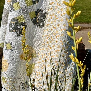 BUTTERCUP BLOOMS Corey Yoder Buttercup & Slate Pastry Shop Quilt Kit - Etsy