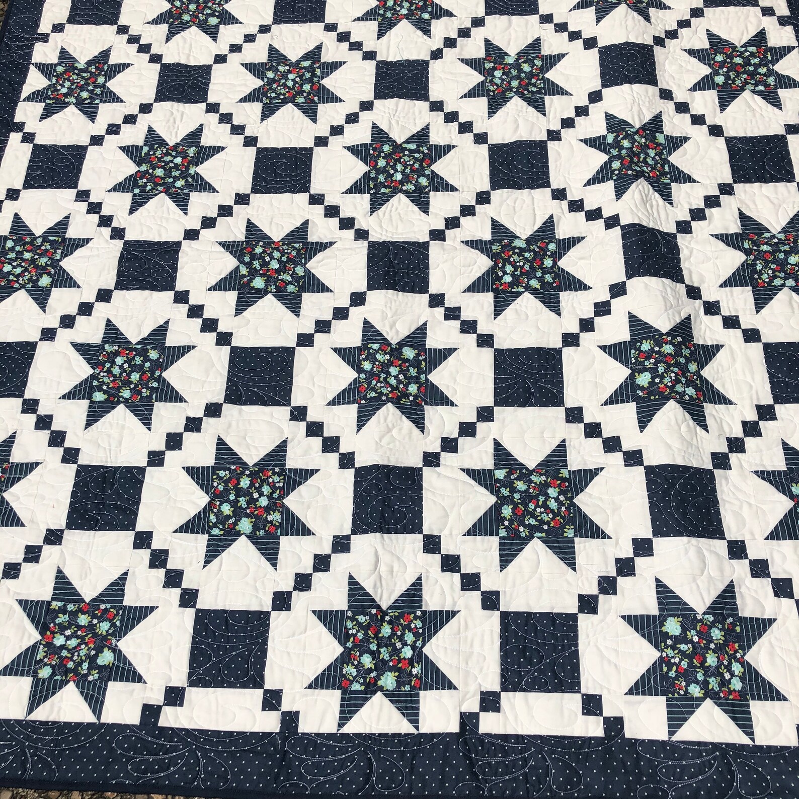 SUNDAY'S BEST Moda Sunday Stroll Pastry Shop Quilt Kit Bonnie & Camille ...