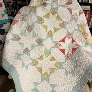 GRACEFUL STARS Moda Charm Quilt KIT Brenda Riddle Grace Prints by ...