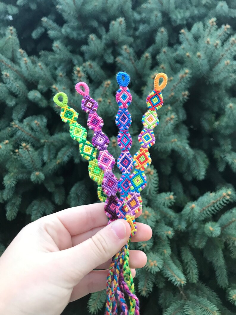 Colorful Circle Friendship Bracelets - Etsy