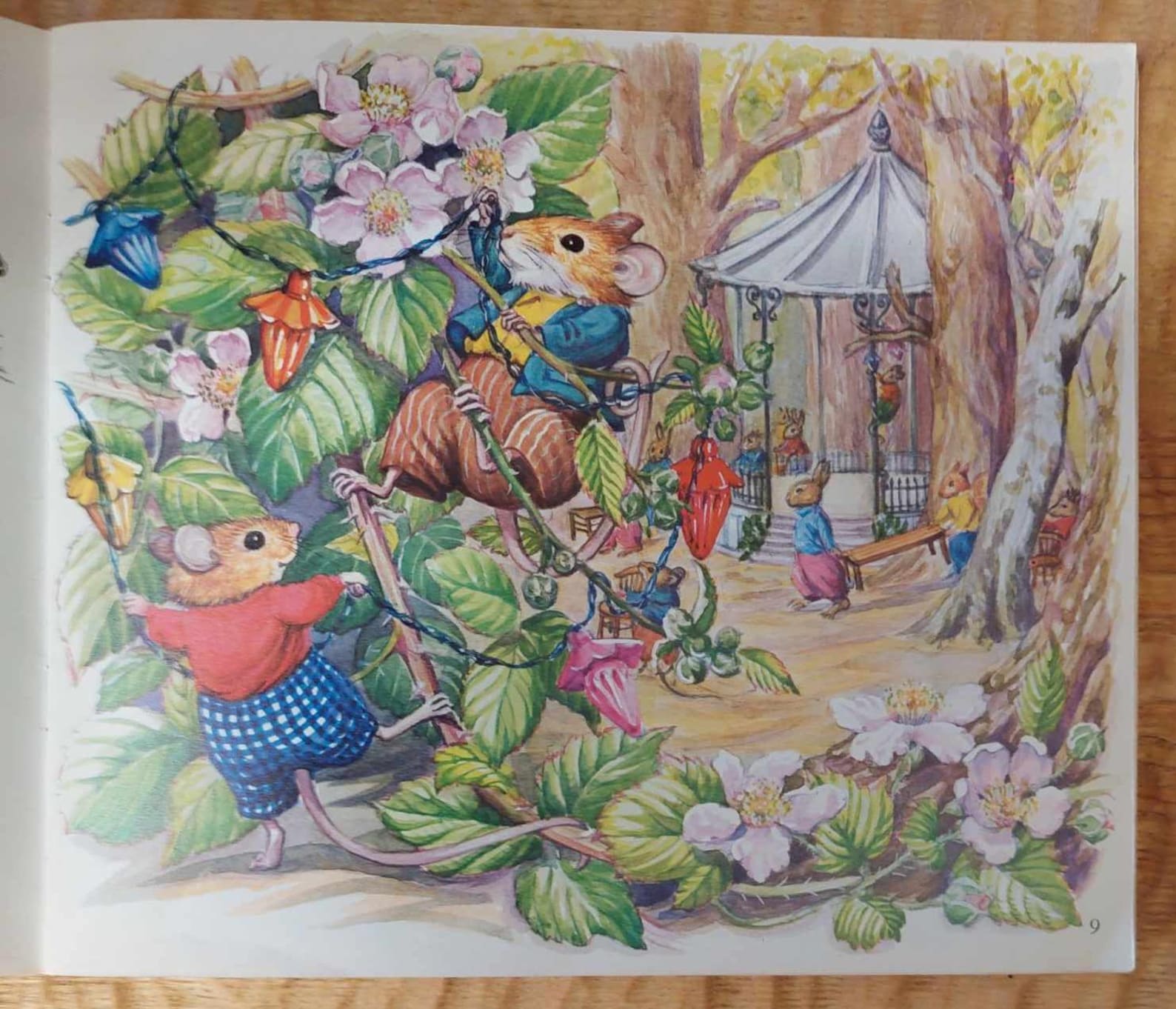 Pip Squeak Joins the Band by Audrey Tarrant, Picture Book, 1976 - Etsy