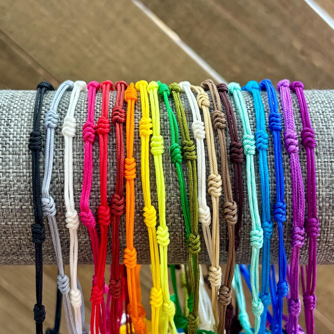 7 Knot Bracelet - Etsy