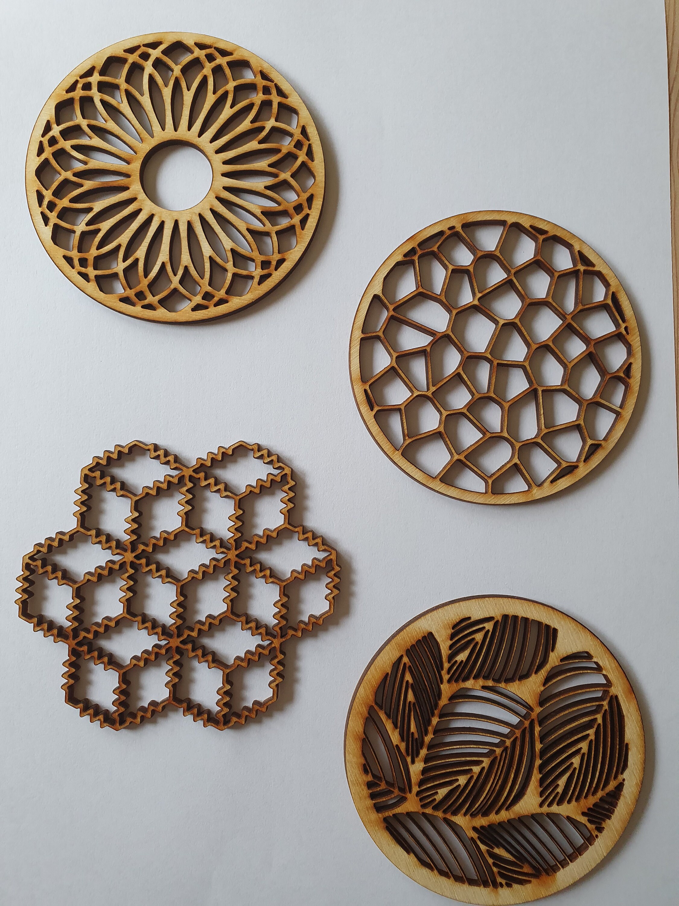 4 Spiral Design Wooden Coasters - Etsy
