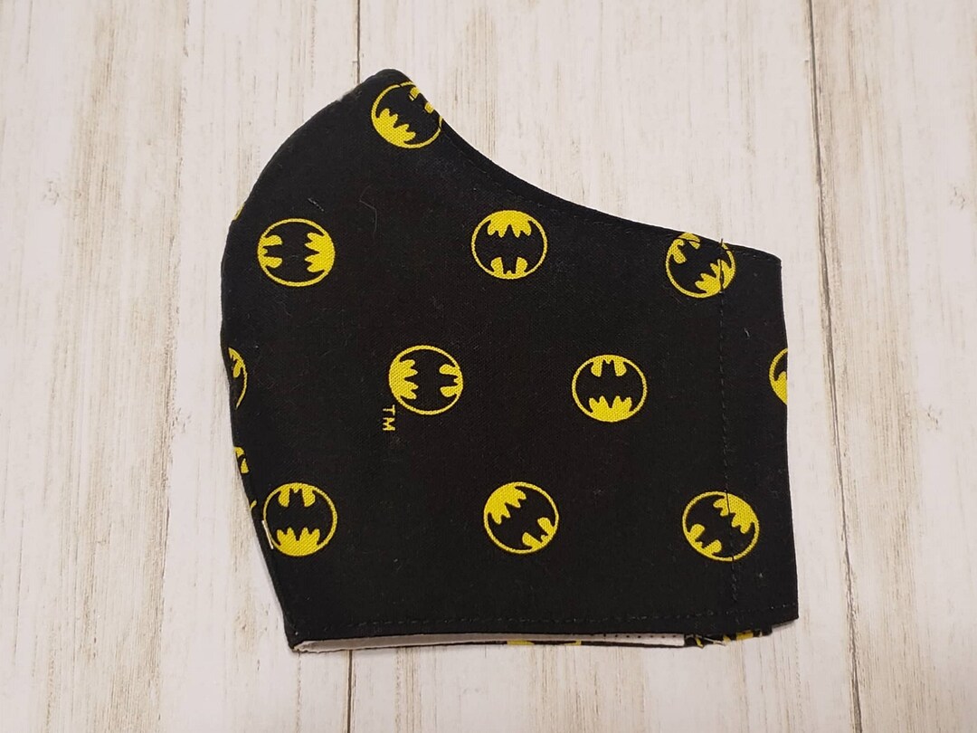 Kids Batman Face Mask, Fitted Mask With Filter and Plastic Ear Adjustor ...