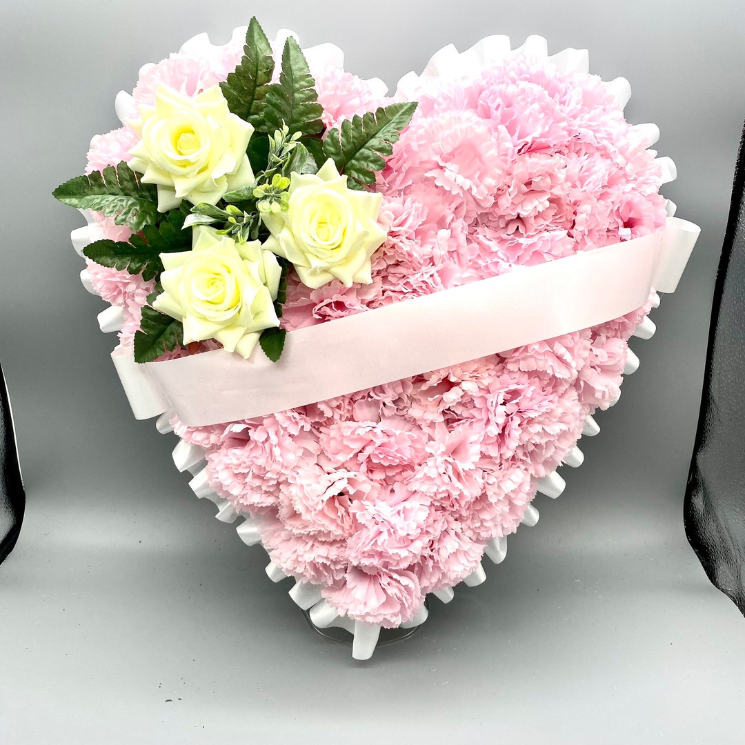 Personalised HEART With Ribbon in BABY PINK - Custom Tribute Flowers ...