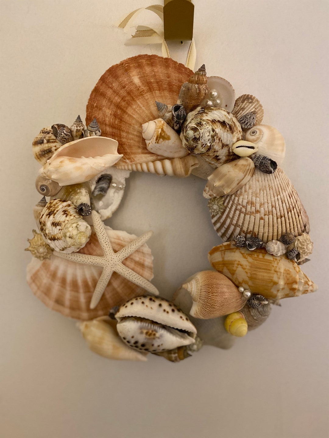 Beautiful 9 Real Seashell Wreath Door Hanger Perfect for Coastal ...