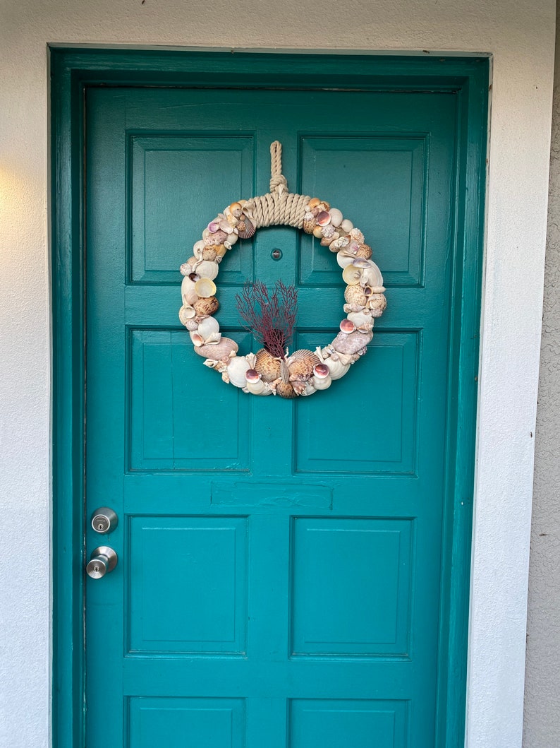 Beautiful Large 20 Sea Shell Wreath With a Rope Accent. This - Etsy