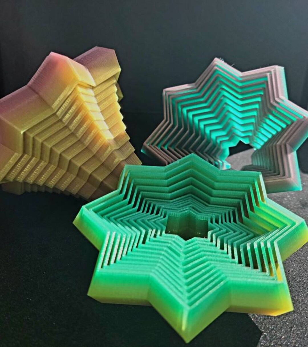 3D Printed GLOW Ombre Rainbow Articulated 4" Shooting Star Space Fidget ...