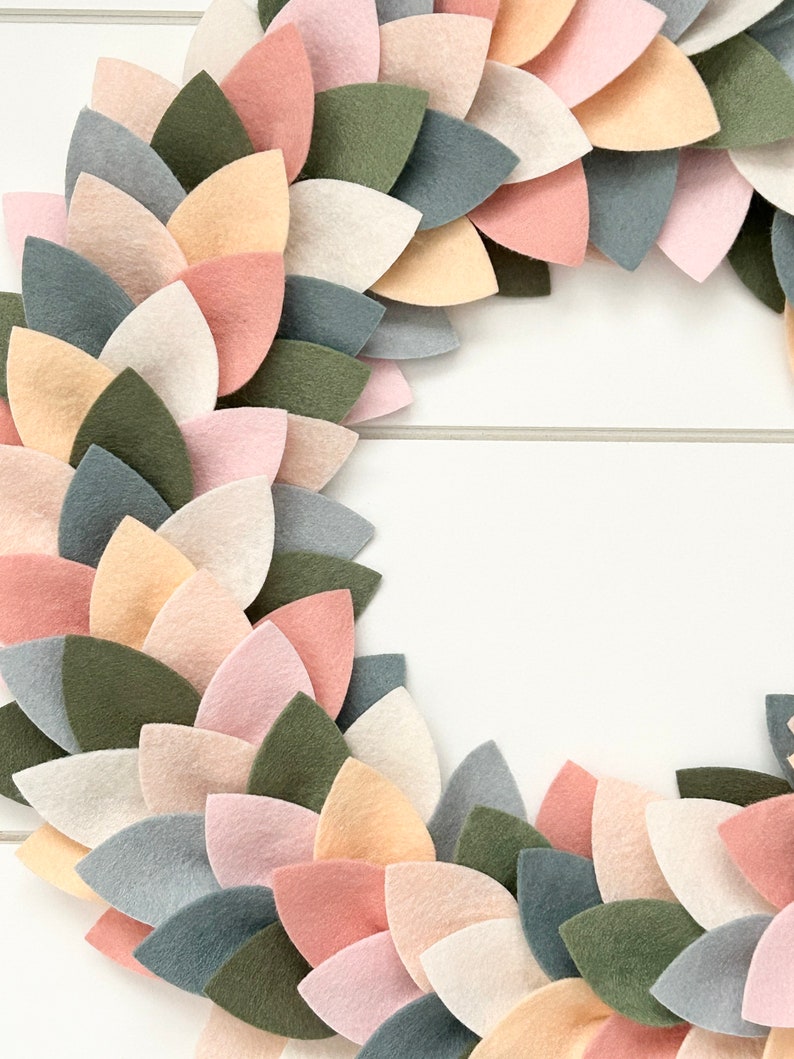 Spring Felt Wreath: Soft Pastel Colors, Farmhouse Decor - Etsy
