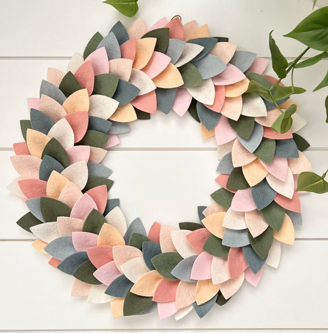 Spring Felt Wreath: Soft Pastel Colors, Farmhouse Decor - Etsy
