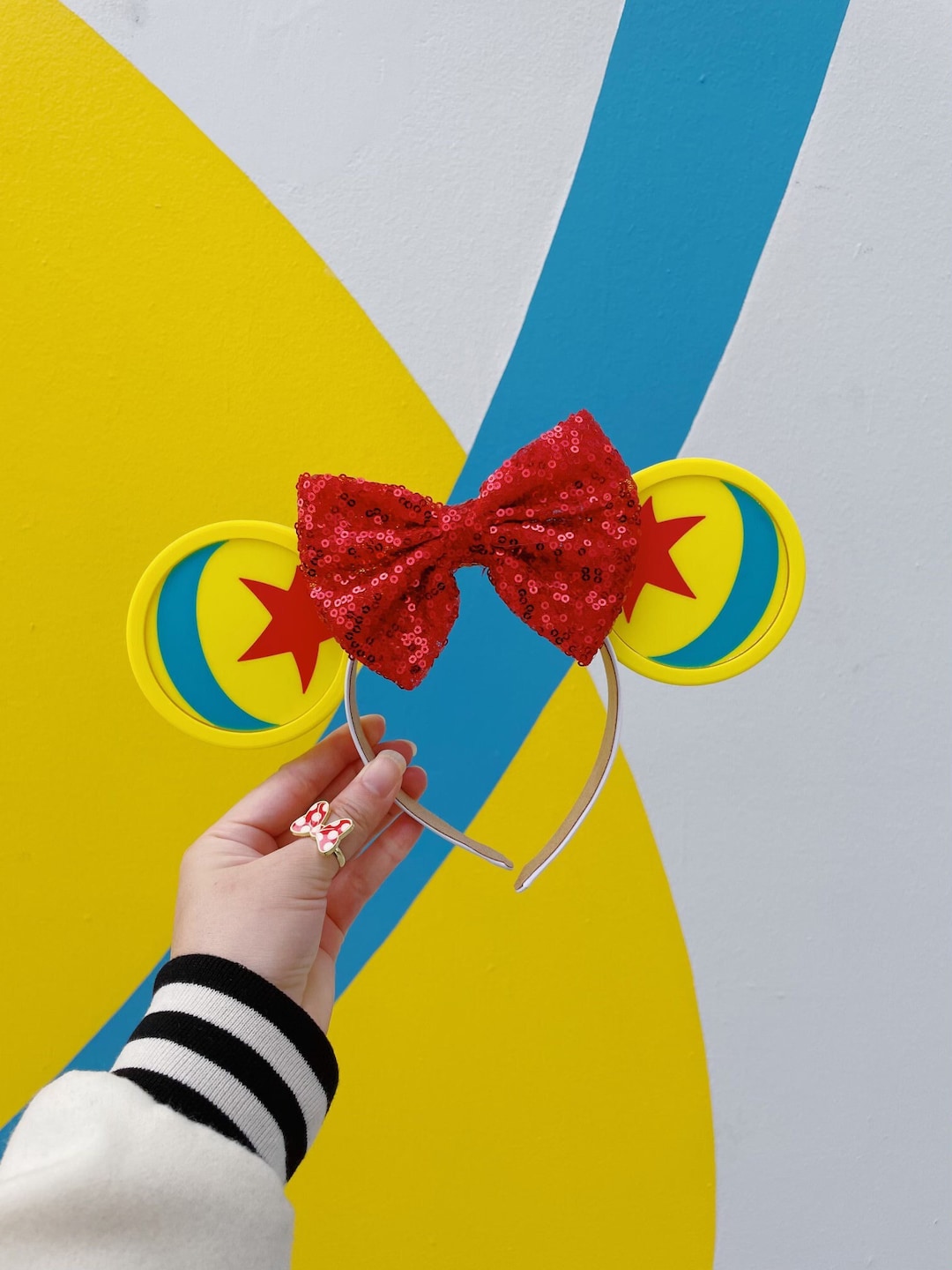 Pixar Fest Disney Ears, Moving Spinning Pixar Luxo Ball Disneyland ...