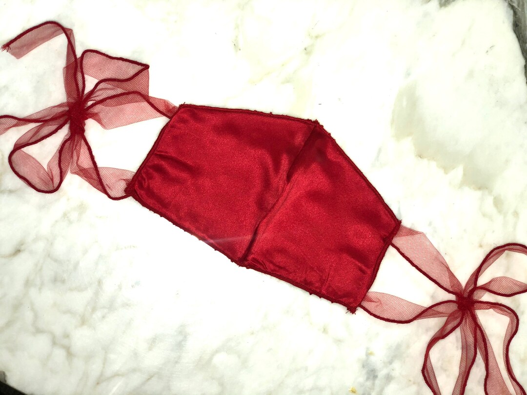 Red Face Mask With Strings / Festive for the Holidays - Etsy