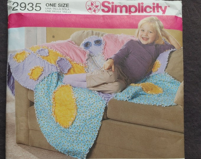 Simplicity 2935 Crafts Rag Quilt Wall Hangings or Throws or Simplicity ...