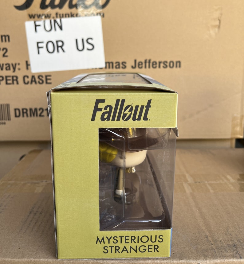 Funko Vynl Fallout Adamantium Skeleton & Mysterious Stranger Glow in ...