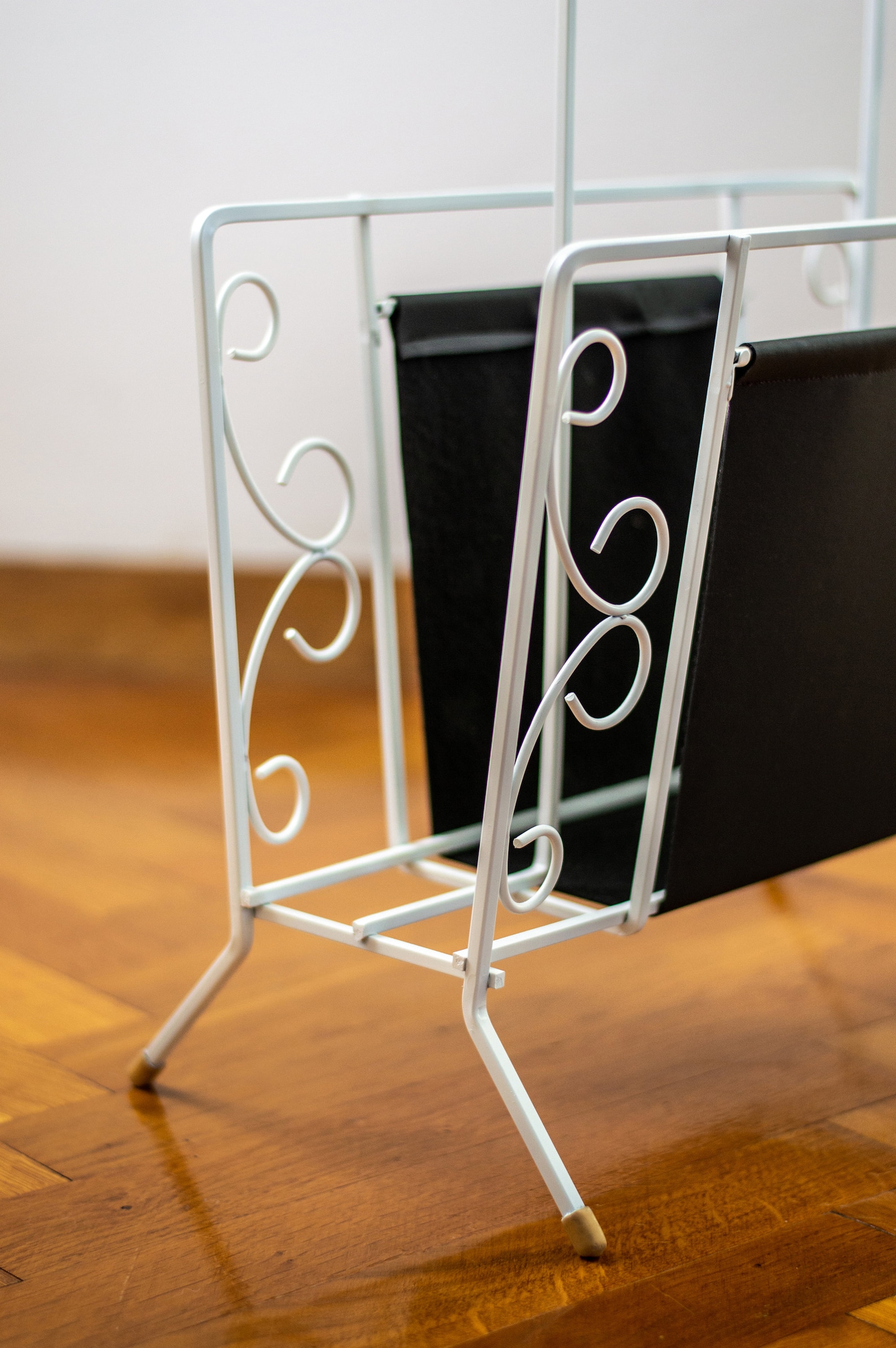 60s Newspaper Stand Vintage Magazine Holder Mid-century Magazine Rack ...