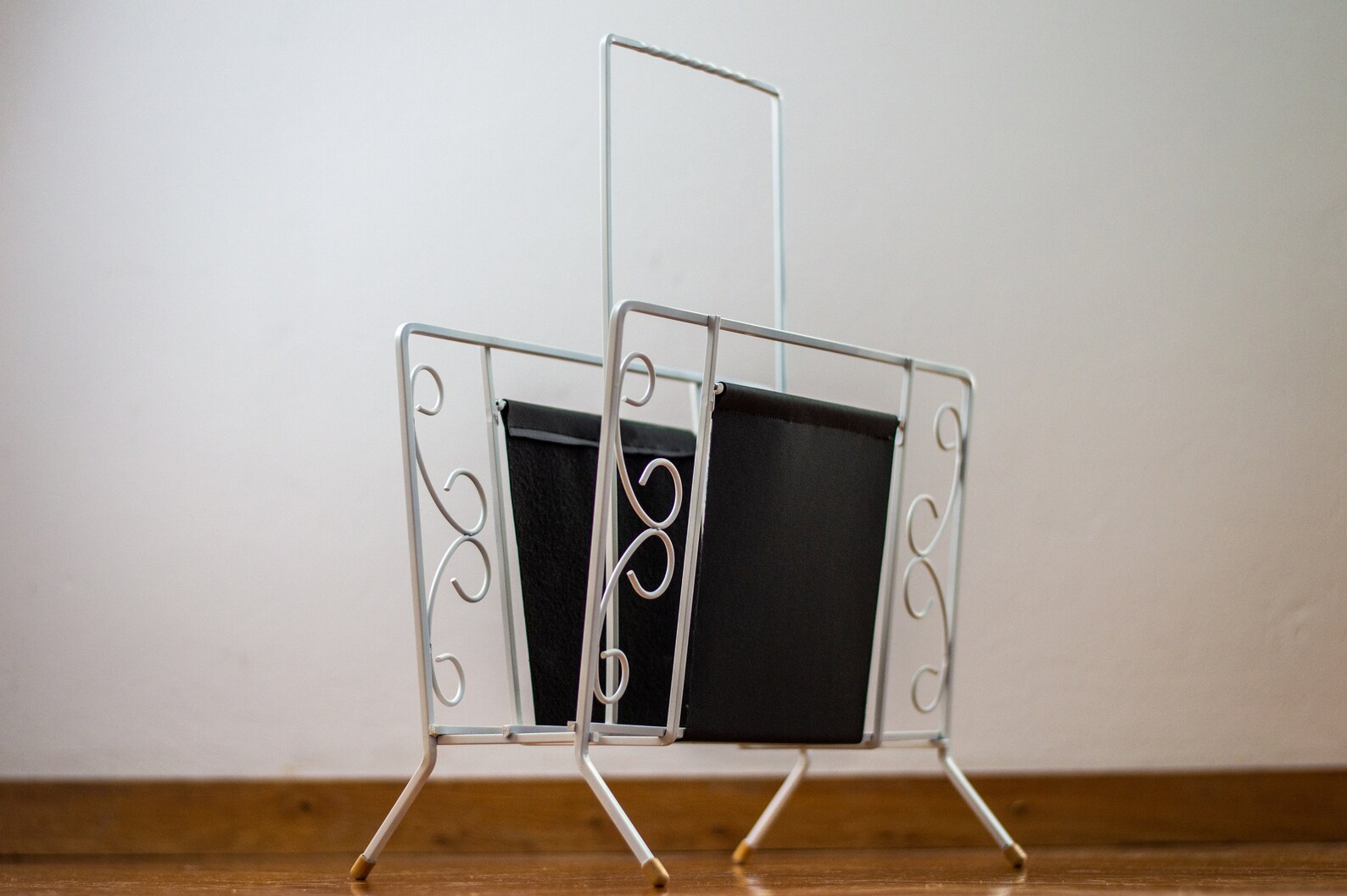 60s Newspaper Stand Vintage Magazine Holder Mid-century Magazine Rack ...