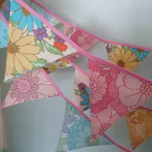 Very Retro 1970s Flower Power Bunting. - Etsy