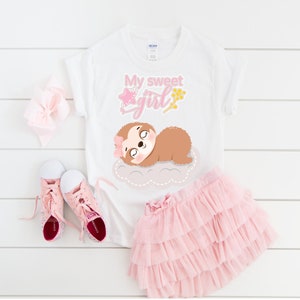 Cute Baby Girl Sloth Clipart PNG, Sloths Clip Art, Nursery Clip Art ...