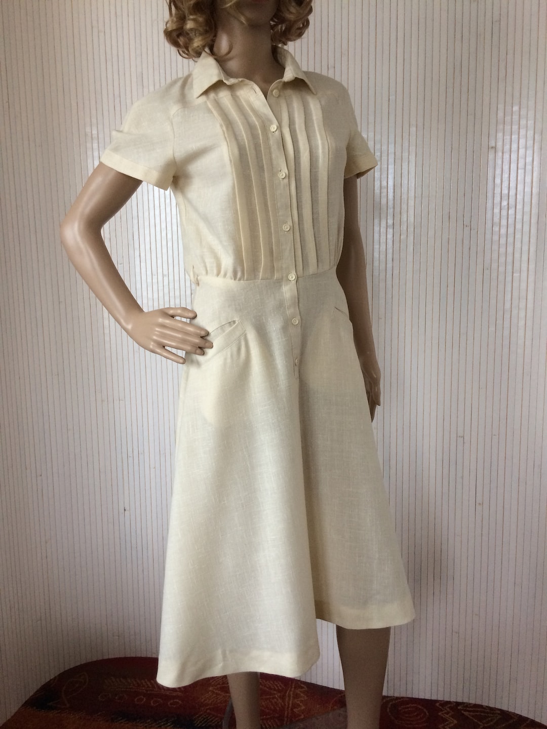 Vintage Beige Flared Dress With Short Sleeves Size S or M - Etsy