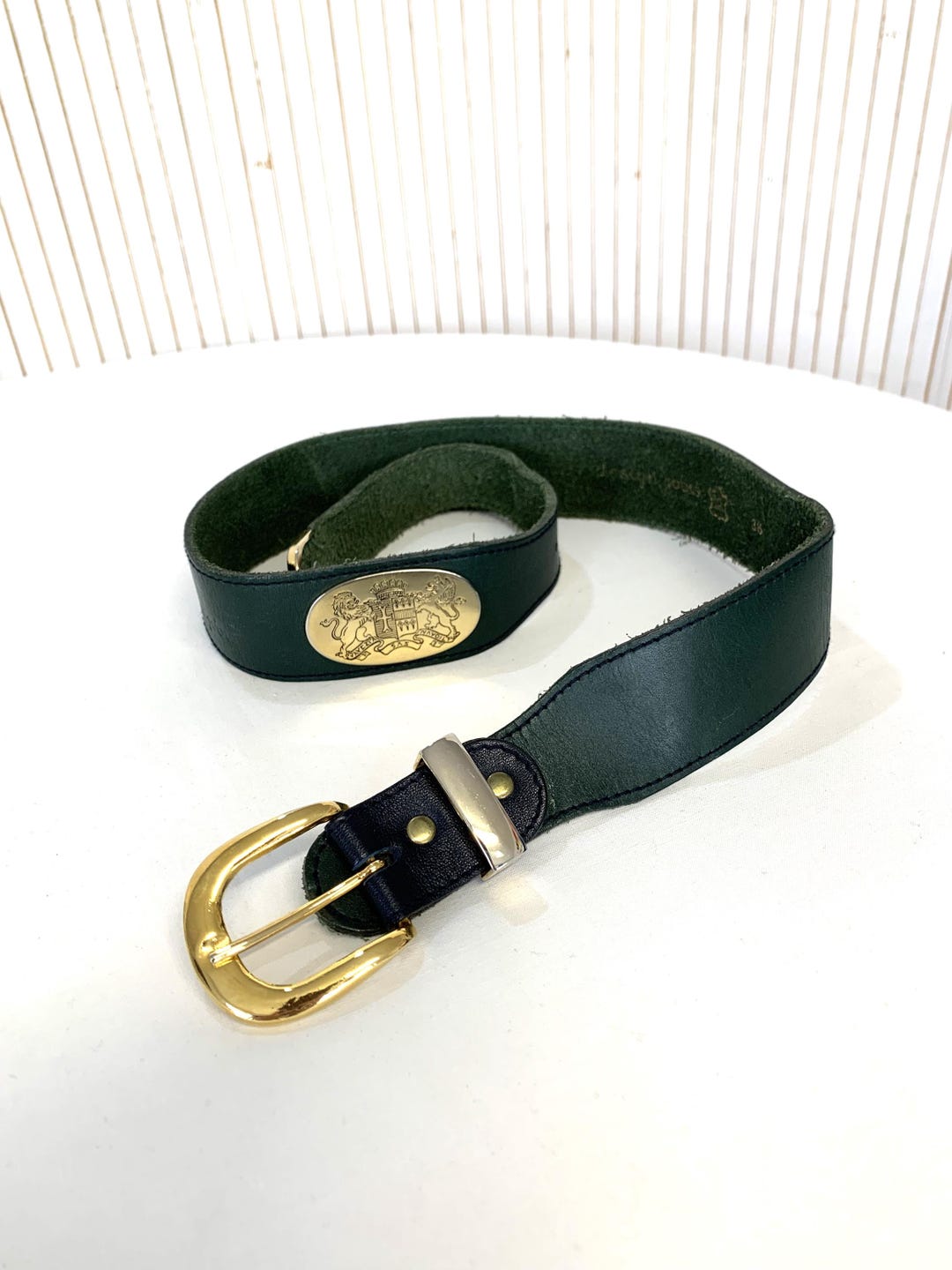 Vintage Design Jobis Green Leather Belt Beautiful Vintage Coat of Arms ...