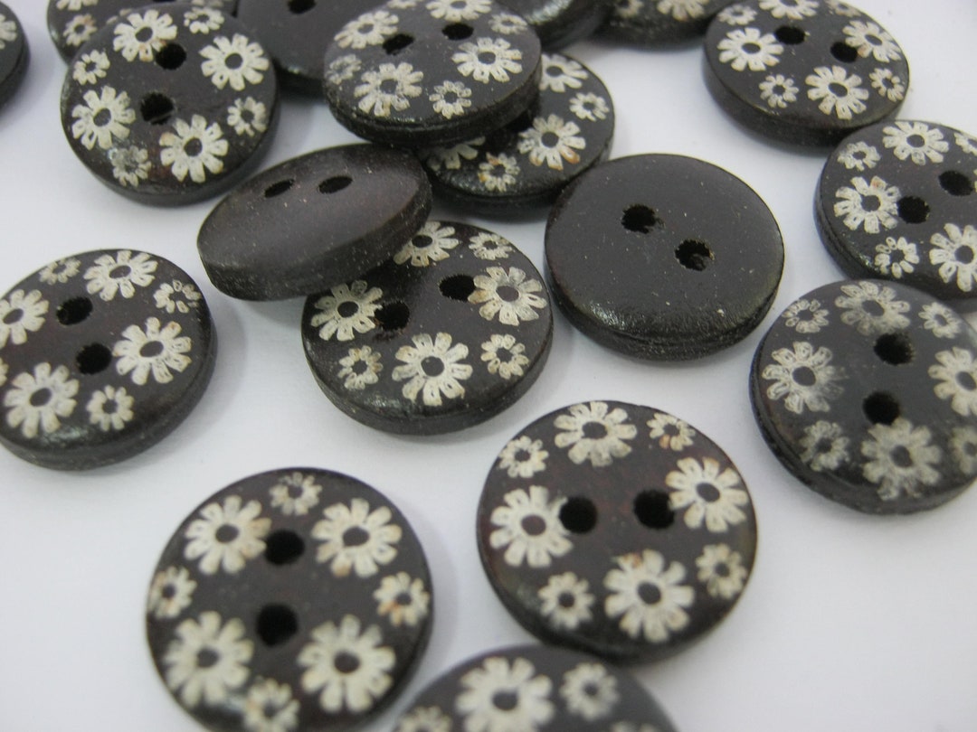 10 Small Brown Buttons With White Flowers 13mm 1/2 In Floral Wooden ...