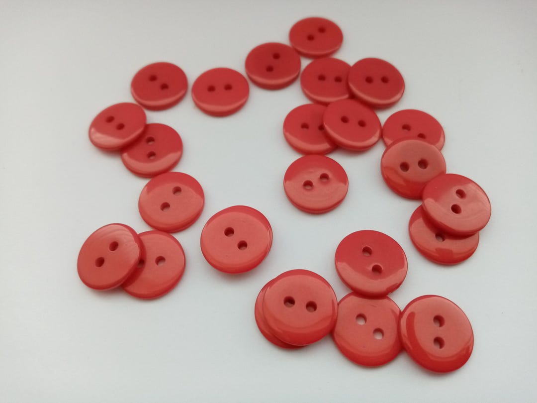 Red Sewing Buttons 15mm (5/8") Red Buttons for Festive Christmas ...