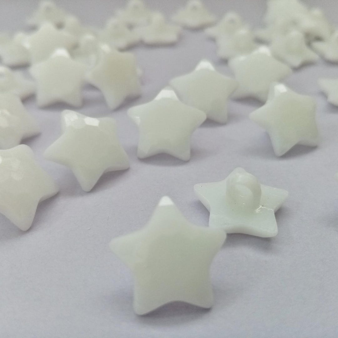 10 White Shank Star Buttons 17mm 3/4in White Stars for Clothing and ...