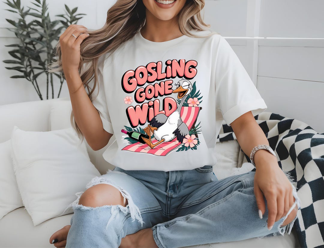 Gosling Gone Wild PNG, Gag Gift Rude Goose Mood Snarky Animal PNG ...