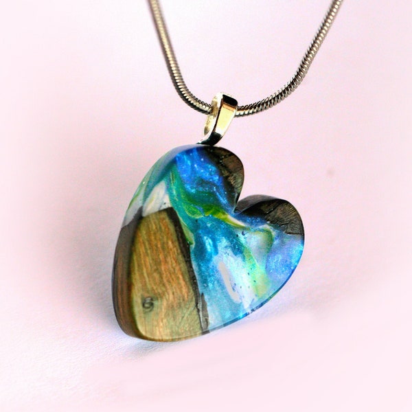 Avatar Necklace - Etsy