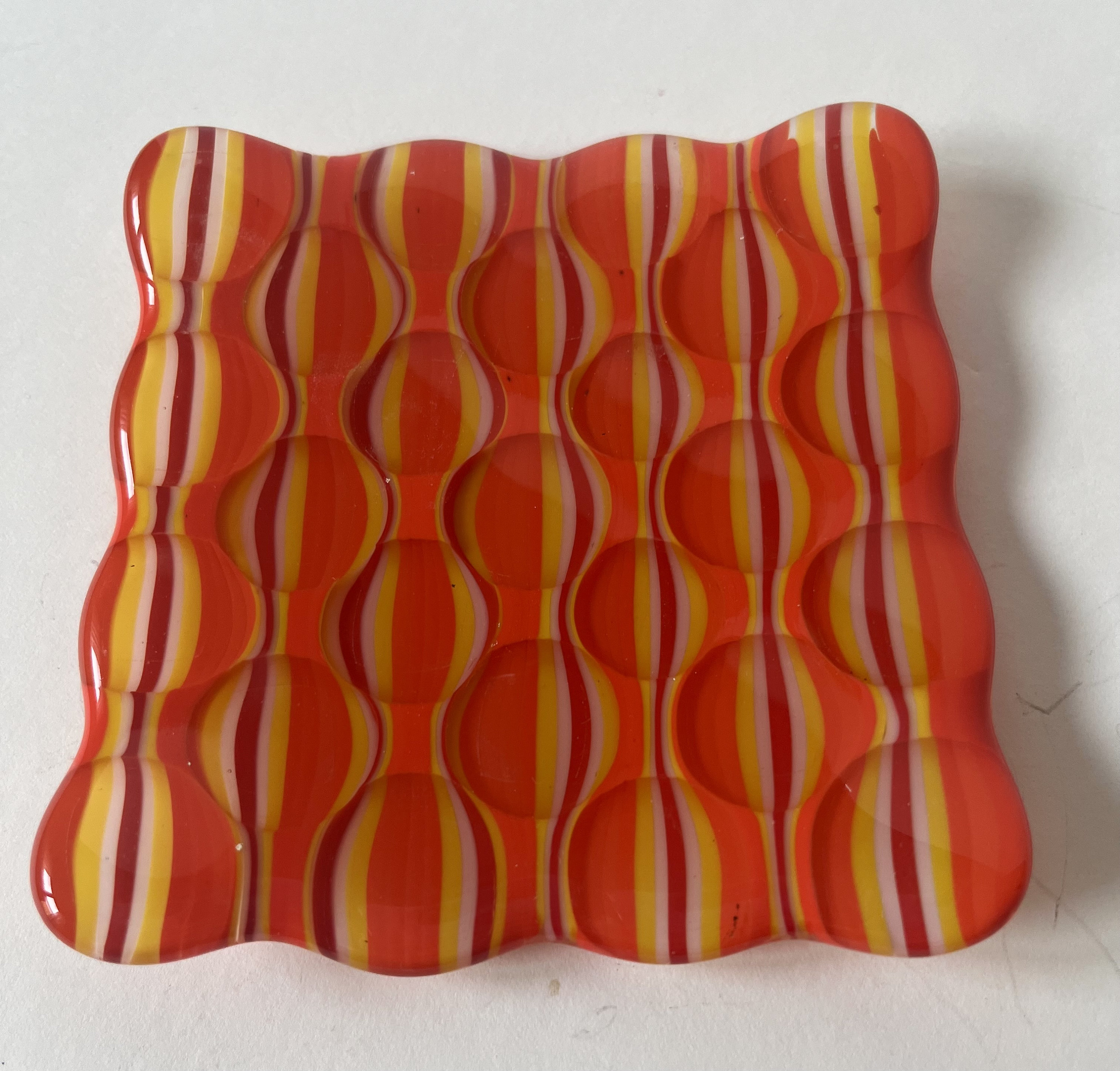 Fused Glass Optic Illusion Dish - Etsy