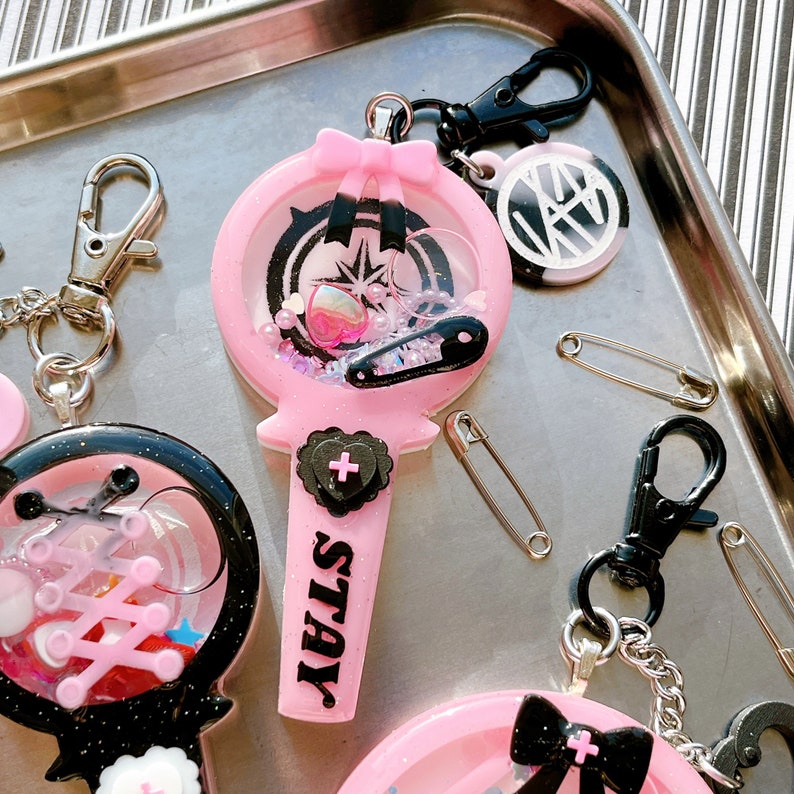 Stray Kids Nachimbong Lightstick & Logo Shaker Keychains - Etsy