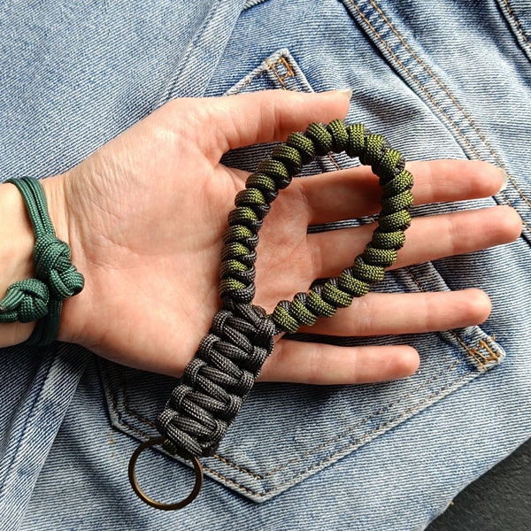 Paracord Lanyard - Etsy