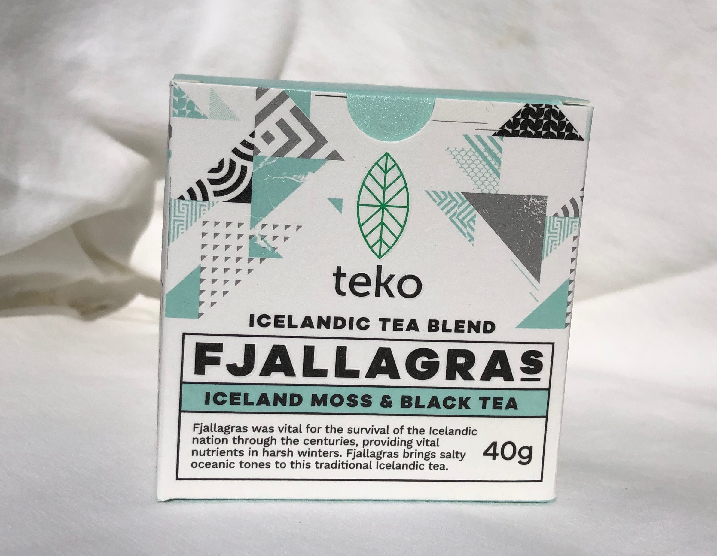 Icelandic Moss + Black Tea Blend: Traditional Herbal Tea - Etsy