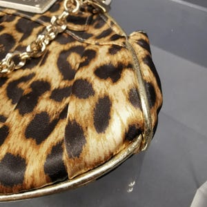 Vintage Guess Leopard Print Handbag With Chain Strap – Chic and Stylish ...