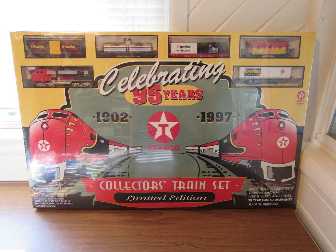 New & Sealed 1997 Limited Edition Texaco Train Set - Etsy