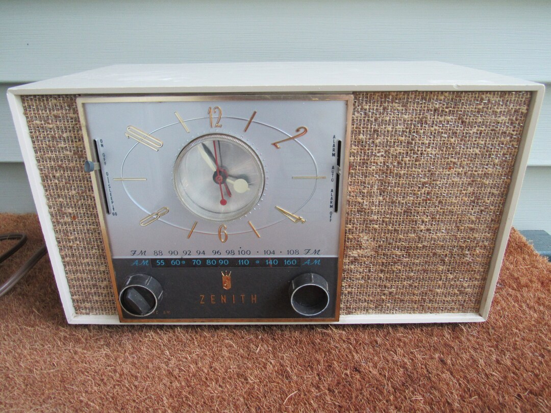 Zenith Clock Radio Model #S-49314 - Etsy