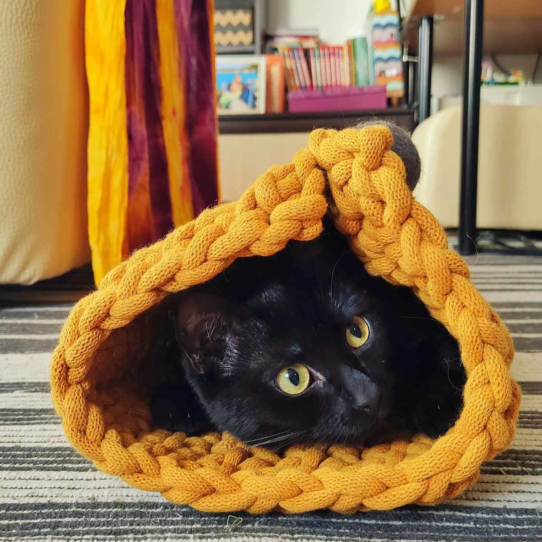 Cute Cat Tunnel & Mat, Cat Bed Furniture, Crochet Eco Friendly Pet ...