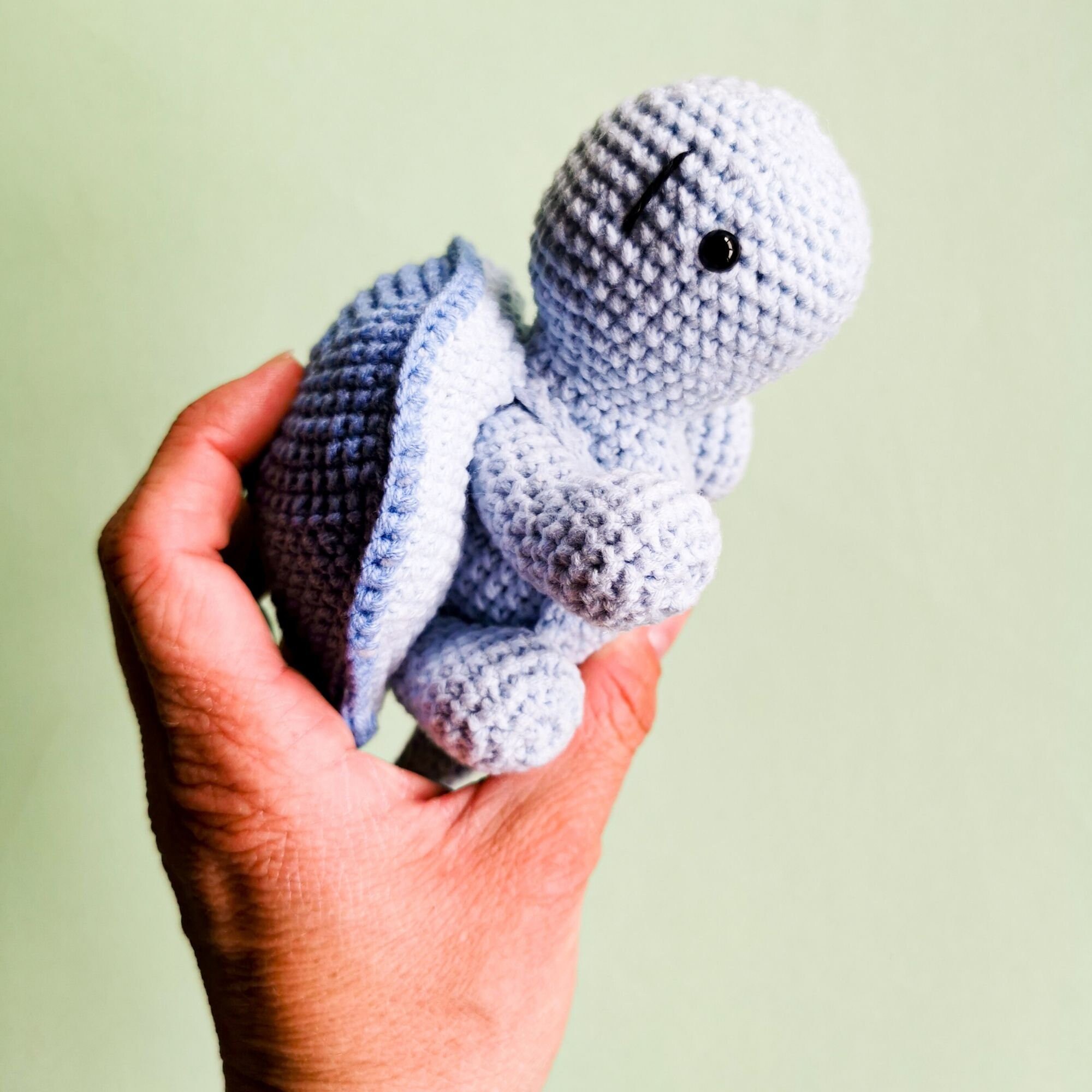 Pocket Turtle PDF Crochet Pattern. Step by Step Amigurumi Pattern to a ...