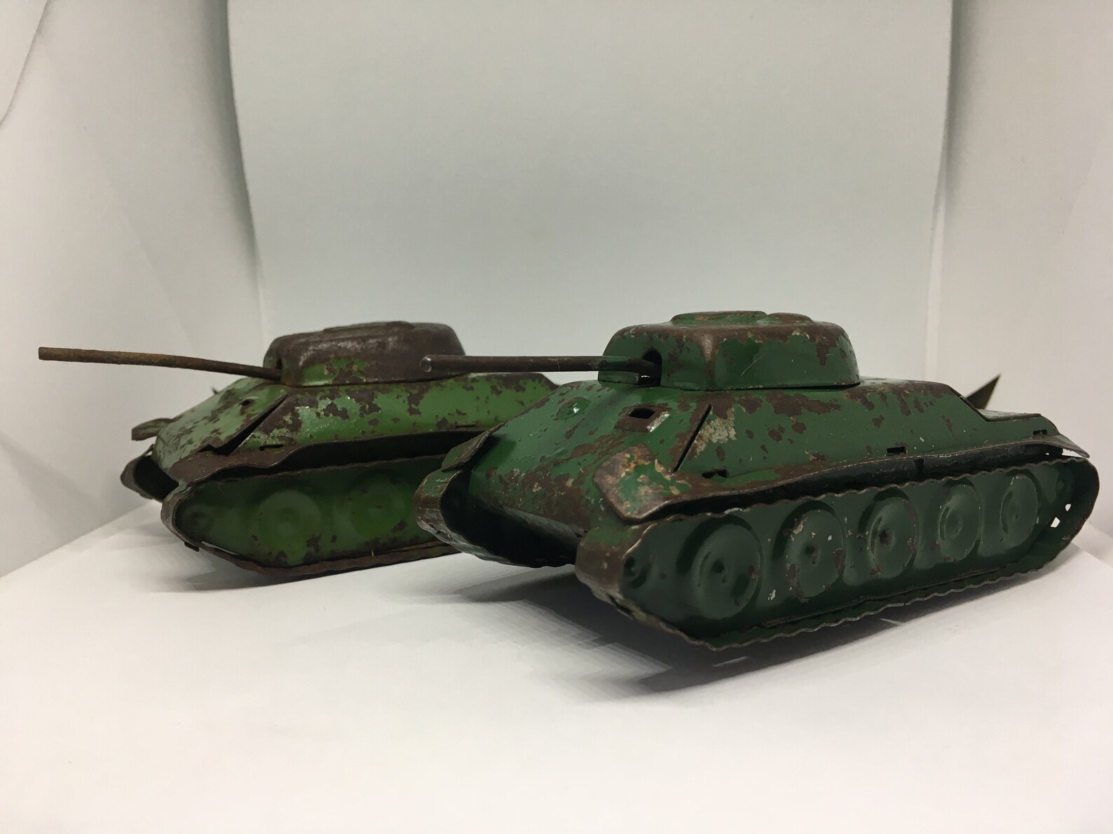 Vintage Tin Toys Tanks Tanketka 2 Pcs USSR Made Inertial Mechanism ...