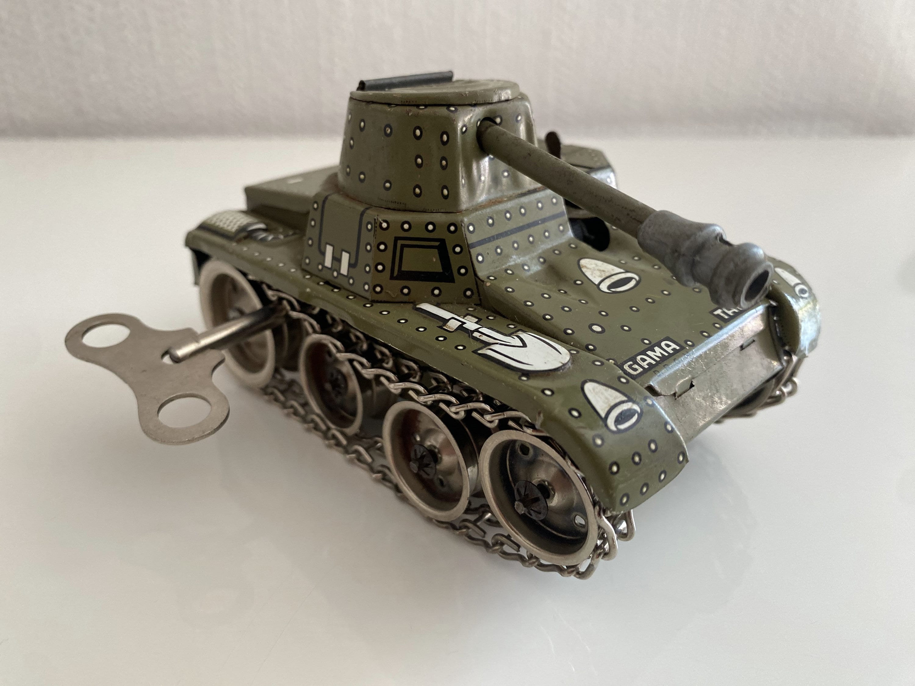 Vintage Tin Toy Gama Tank D.R.G.M. Made in Western Germany Wind-up Key ...