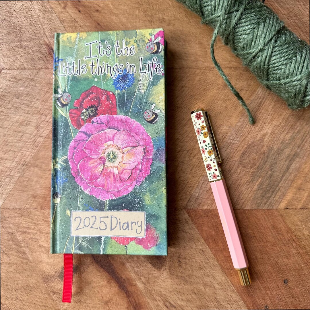 2025 Pocket Diary Its the Little Things in Life Animals Week by Week ...
