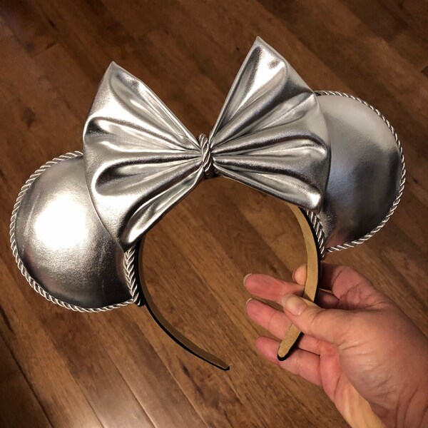 Silver Mouse - Etsy