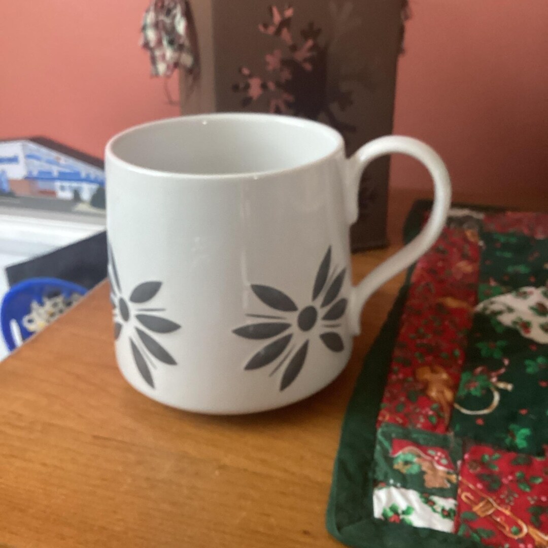 Temptations by Tara White Gray Flowers 16oz Coffee Tea Cup Mug BTS ...