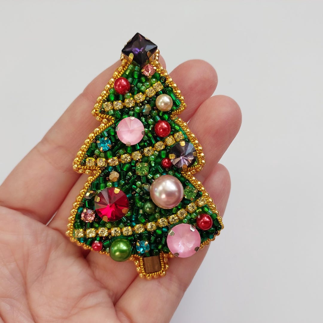 Christmas Brooch With Christmas Tree Bead Embroidery Jewelry Vintage ...